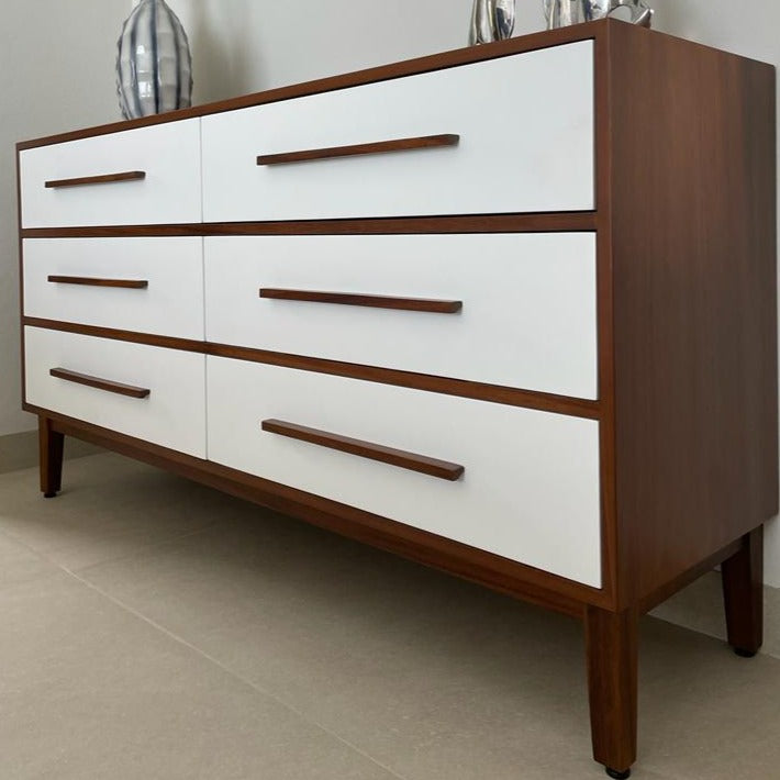 Cajonera Burdeos / Burdeos Chest Drawers – Carpinteria Studio